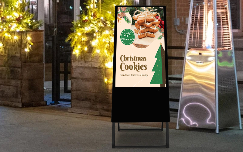 Boost Holiday Sales with Digital Signage | Expert Tips